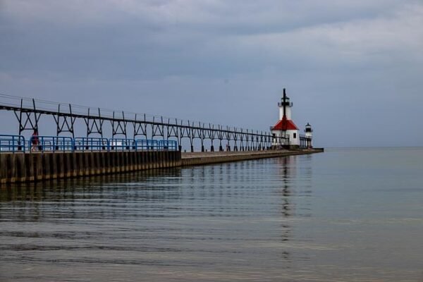 St. Joseph Pier Lighthouse – Greg Disch Photography